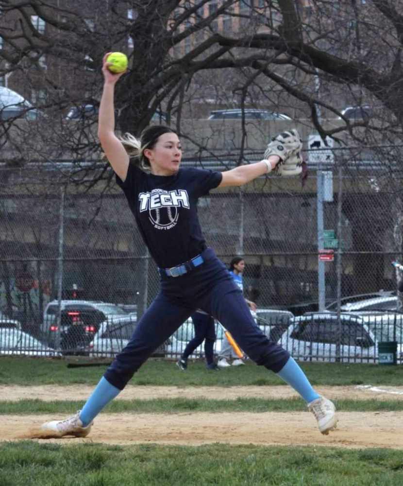 Photo Gallery - Greased Lightning Fastpitch